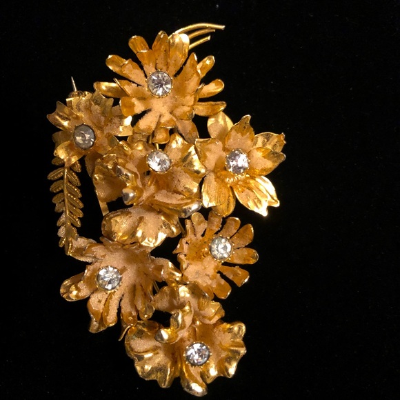 Vintage | Jewelry | Vintage Austrian Brooch | Poshmark